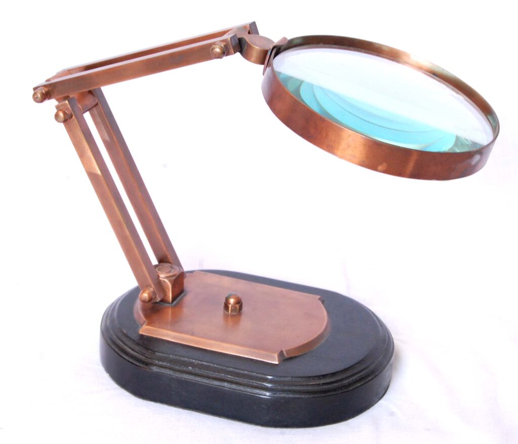 Table Top Magnifying Glass - RHD Antiques